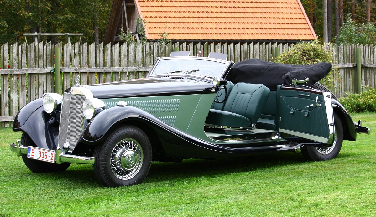 Mercedes-Benz Typ 320 (Works number W142/IV) 1938–1942 - Class of a ...